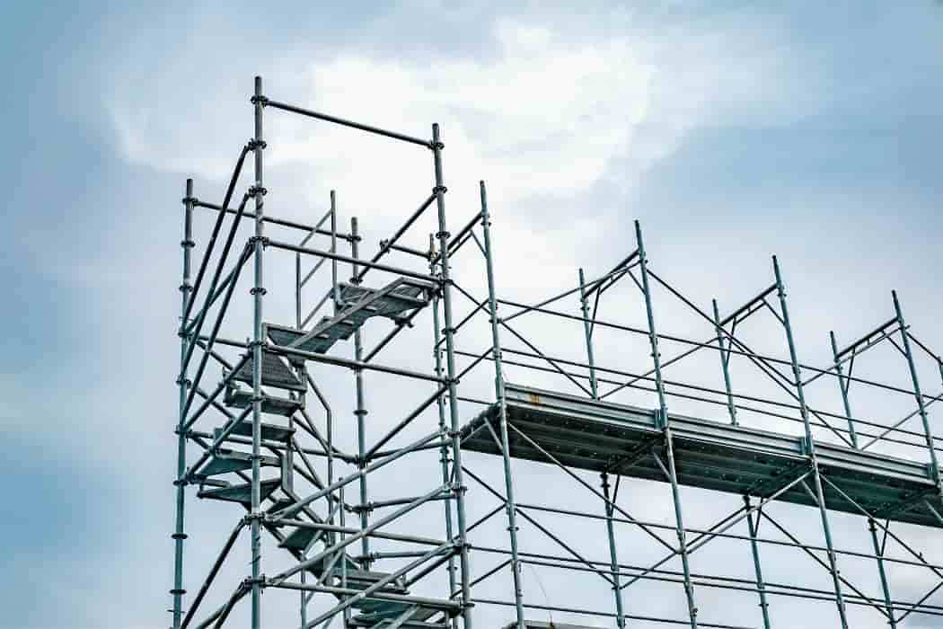 Scaffolding Mastery: Building Up with Safety and Precision